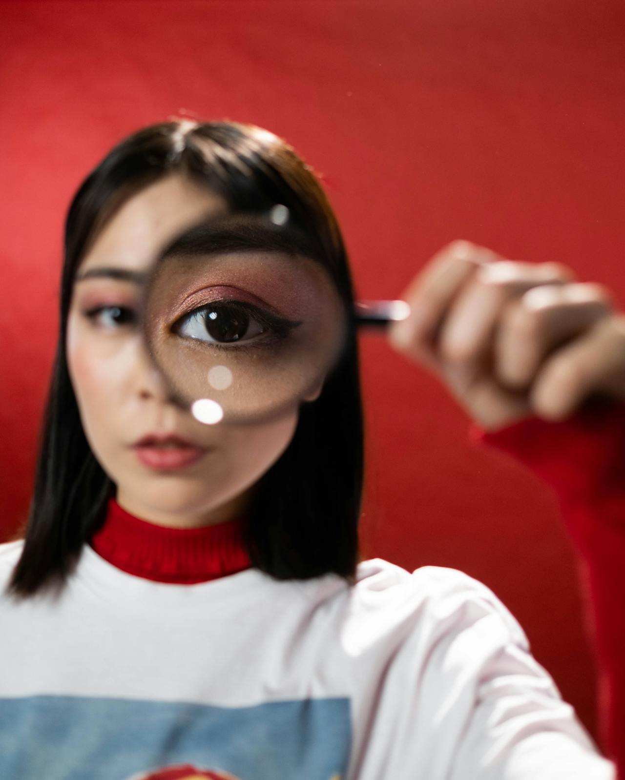 Explaining Women's Higher Risk of Eye Diseases | Arizona Retinal ...